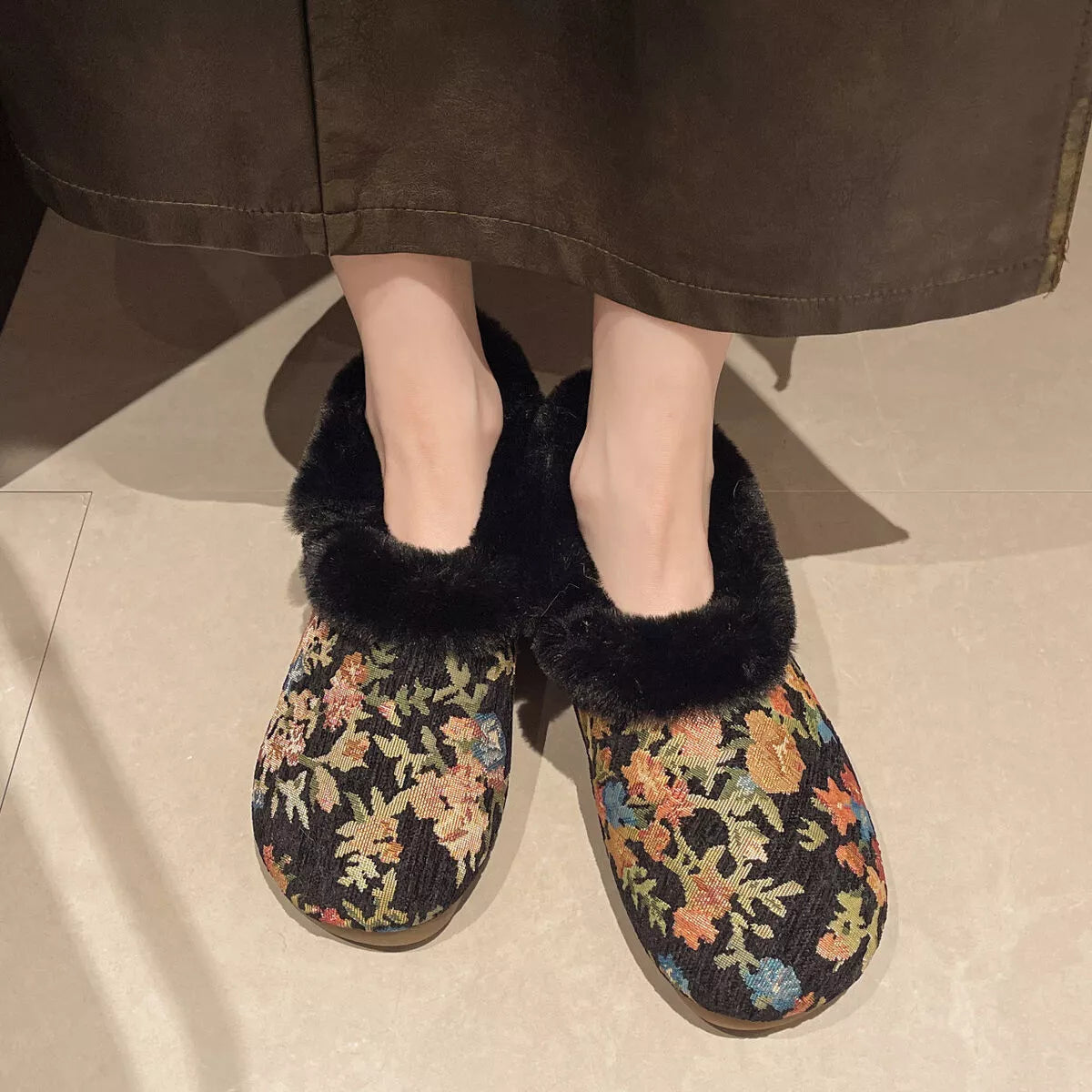 Floral Pattern Plush Lined Slip-Ons – Lisa Loren Designs